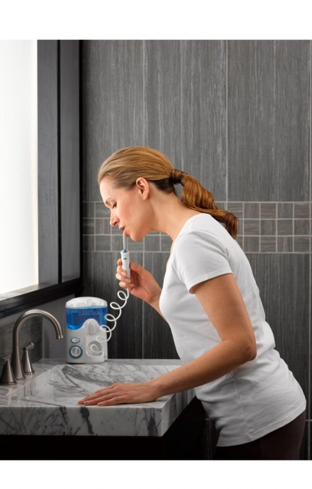 WATERPIK WP 100 - White Ultra Water Flosser - Botelli
